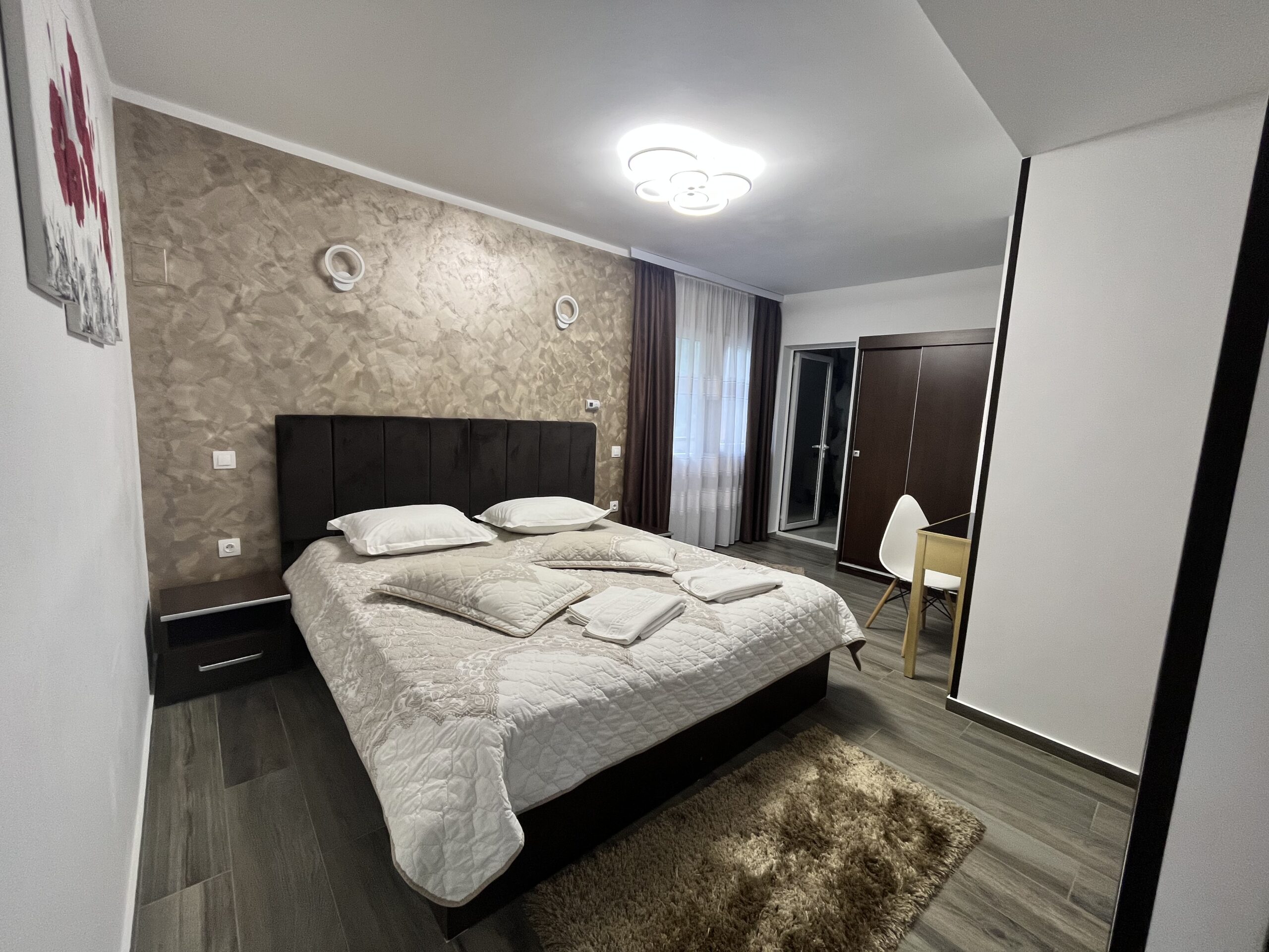 Camera 1 - Camera Dubla Superioara » Casa Anne Marie - Pensiune Sinaia ...