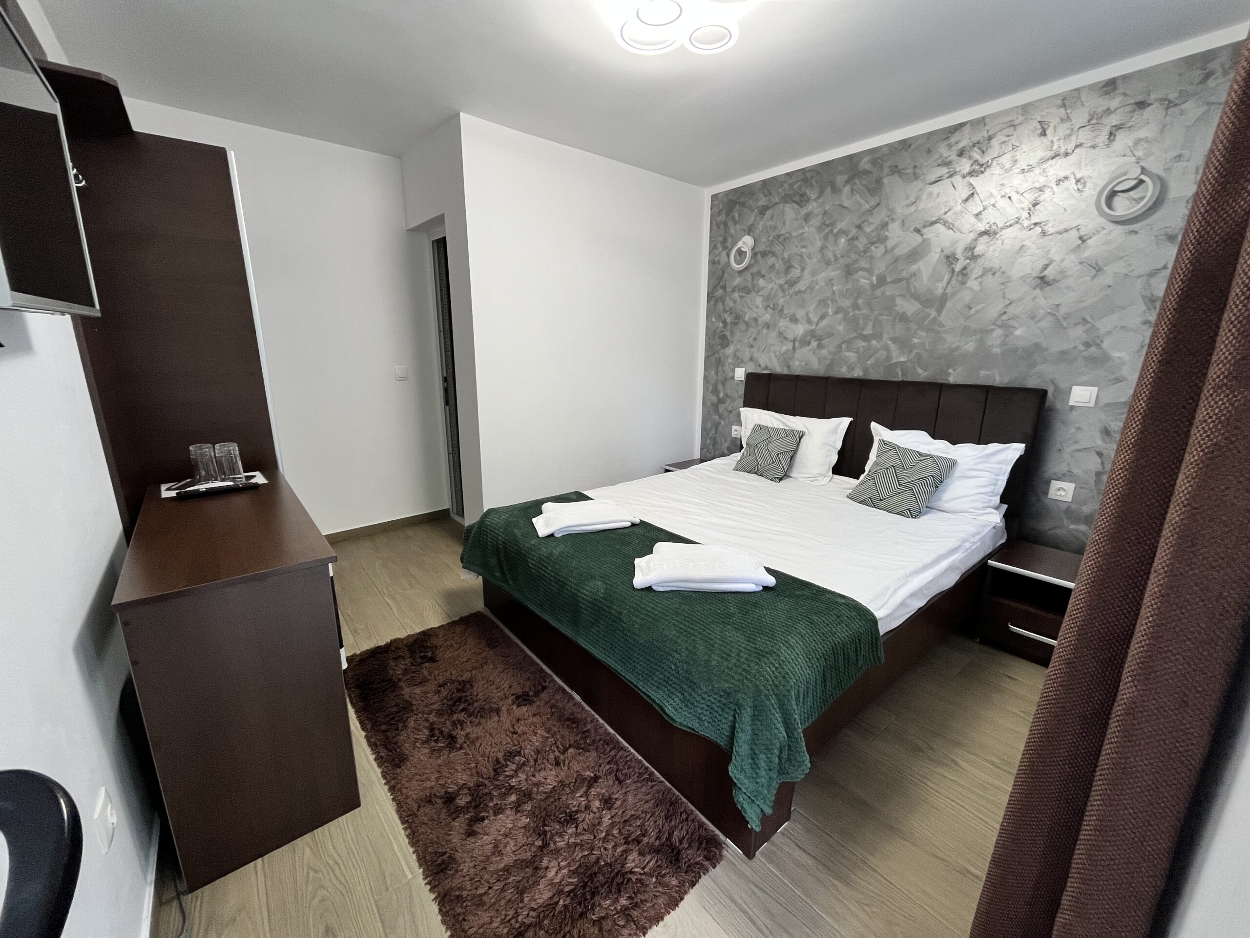 Camera 3 - Camera Dubla Standard » Casa Anne Marie - Pensiune Sinaia ...